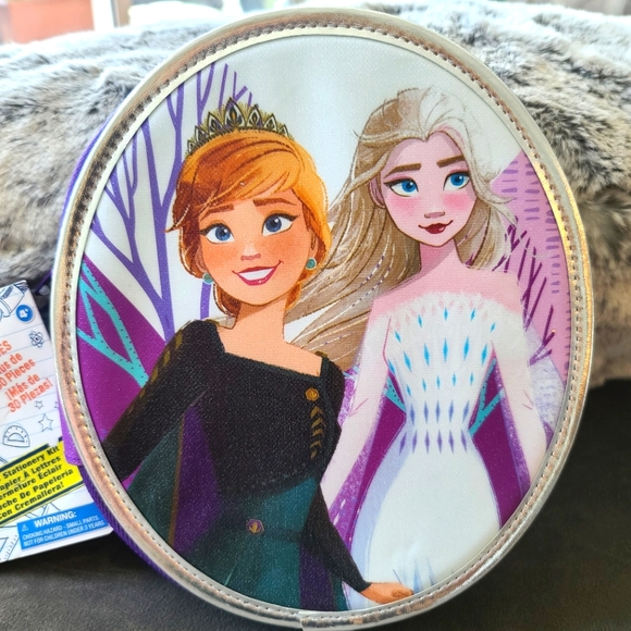 Disney | Accessories | Disney Anna And Elsa School Kit | Poshmark